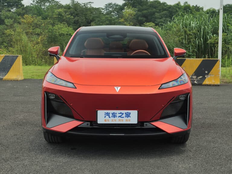 Deepal S07 SUV launches and is the first car with Huawei's ADS 3.0 ...