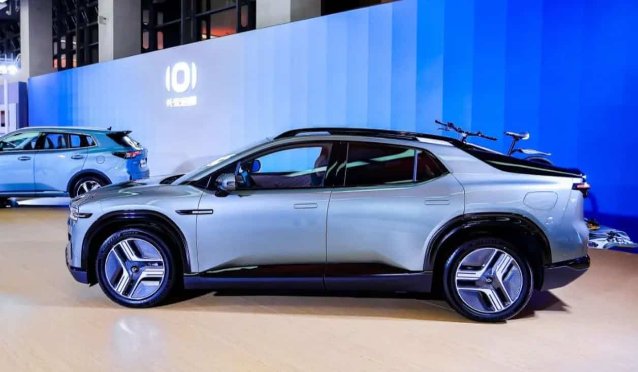 Changan Nevo E07 rolled off production line in China