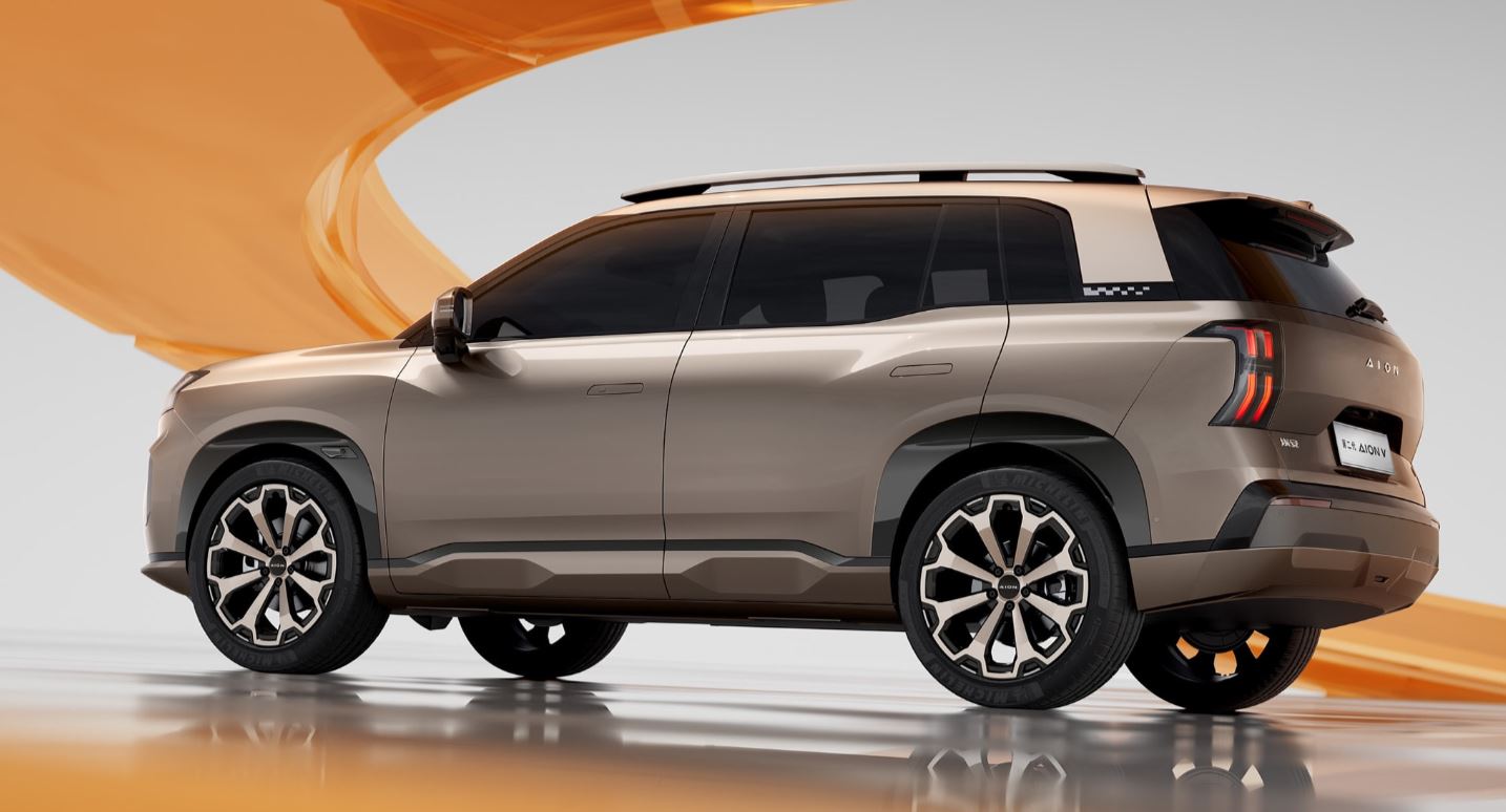 Second-gen GAC Aion V all-electric SUV launched in China