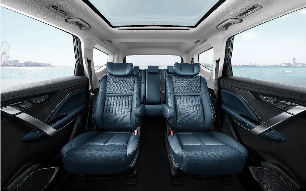 2025 Geely Jiaji MPV entered market, price starts at 15,000 USD