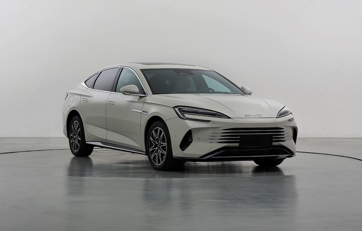 BYD Seal 05 DM-i spotted in China as rebadged BYD Chaser