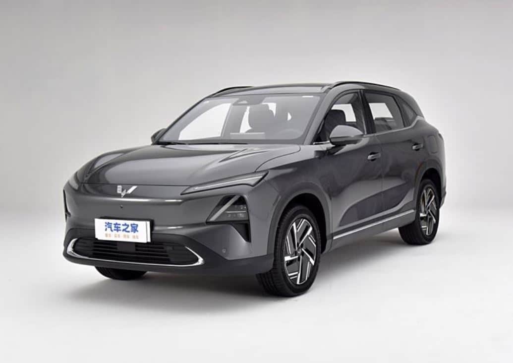 SGMW's Wuling Starlight S officially debuts in China