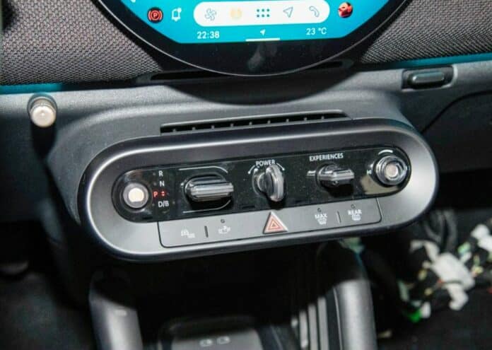 China-made Mini Cooper EV enters market