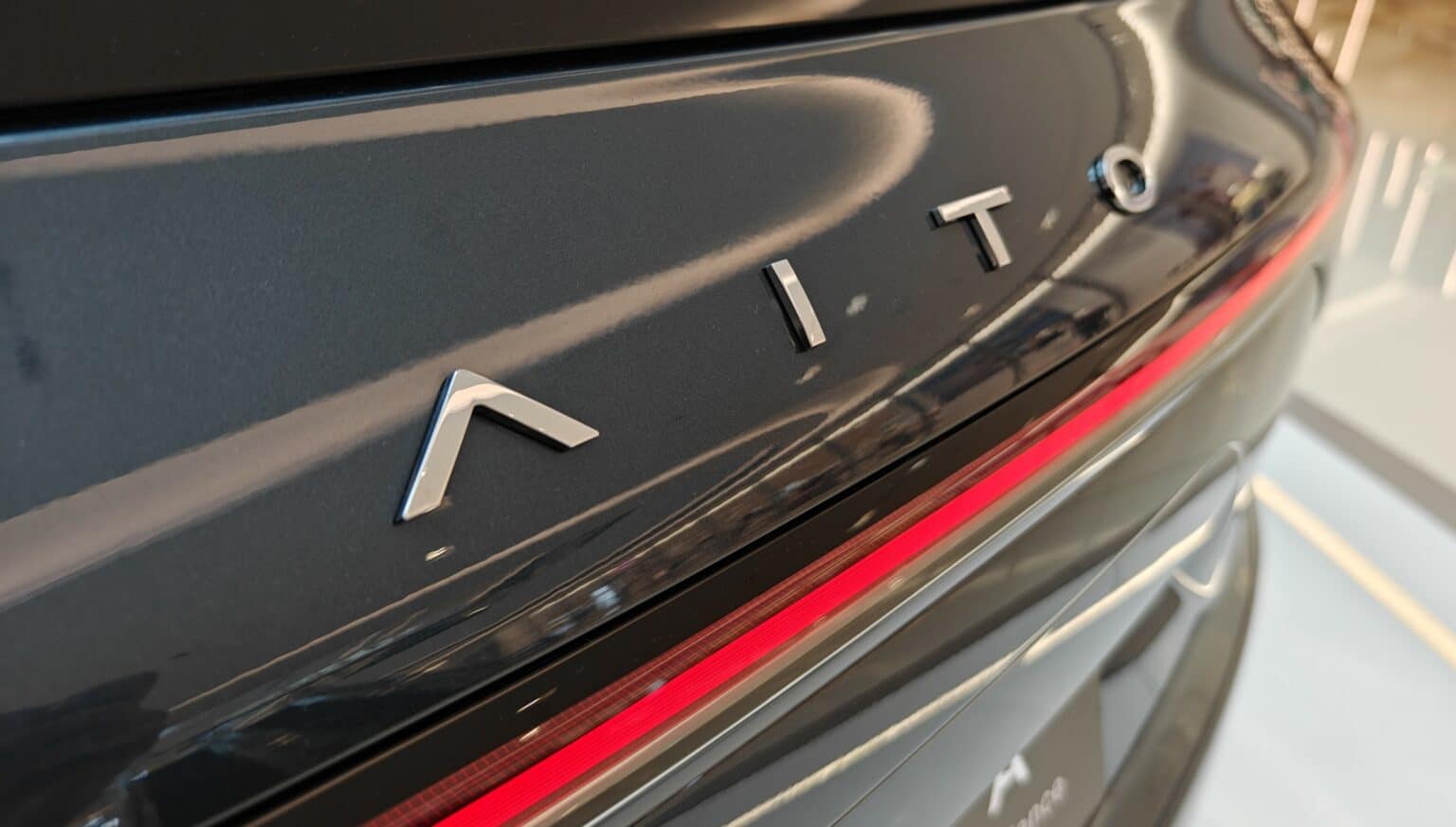 Sunday China Drive | Aito M9, China's top-selling flagship SUV sold at ...