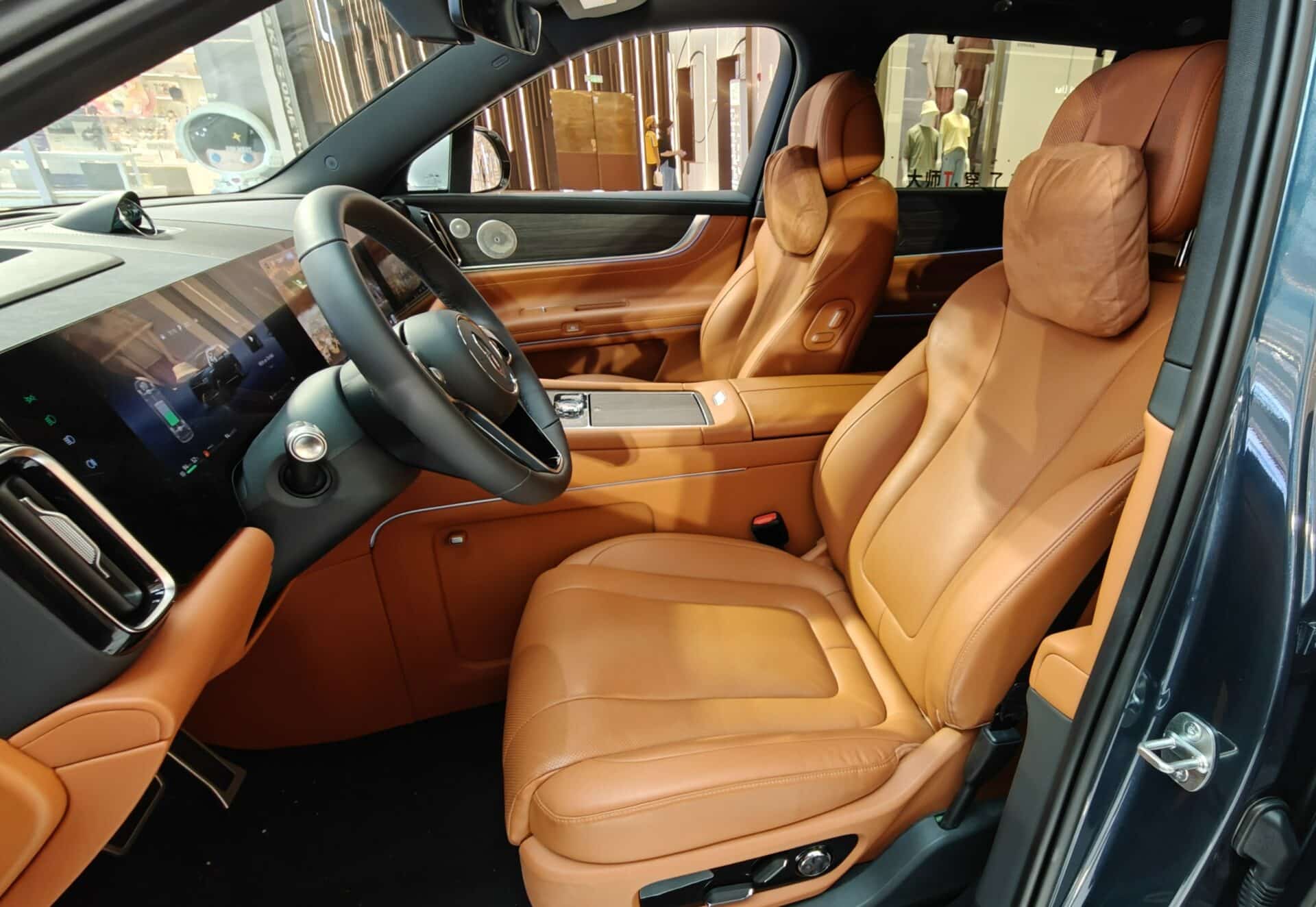 Sunday China Drive | Aito M9, China's top-selling flagship SUV sold at ...