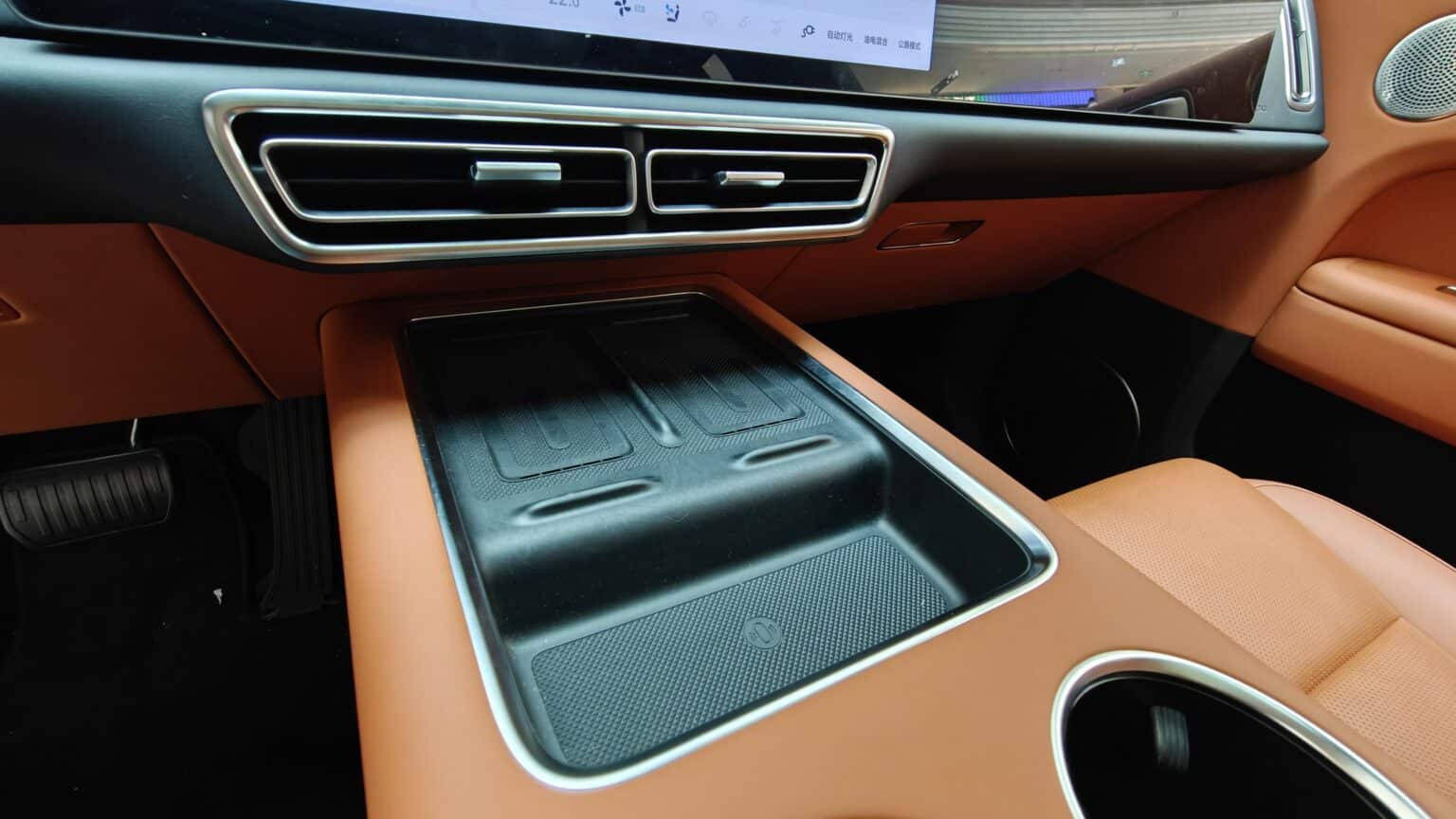 Sunday China Drive | Li Auto L6 - China's top NEV startup hints at ...