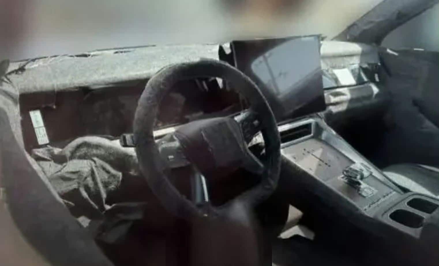 Denza's flagship SUV the N9 spied again, and the interior is similar to ...