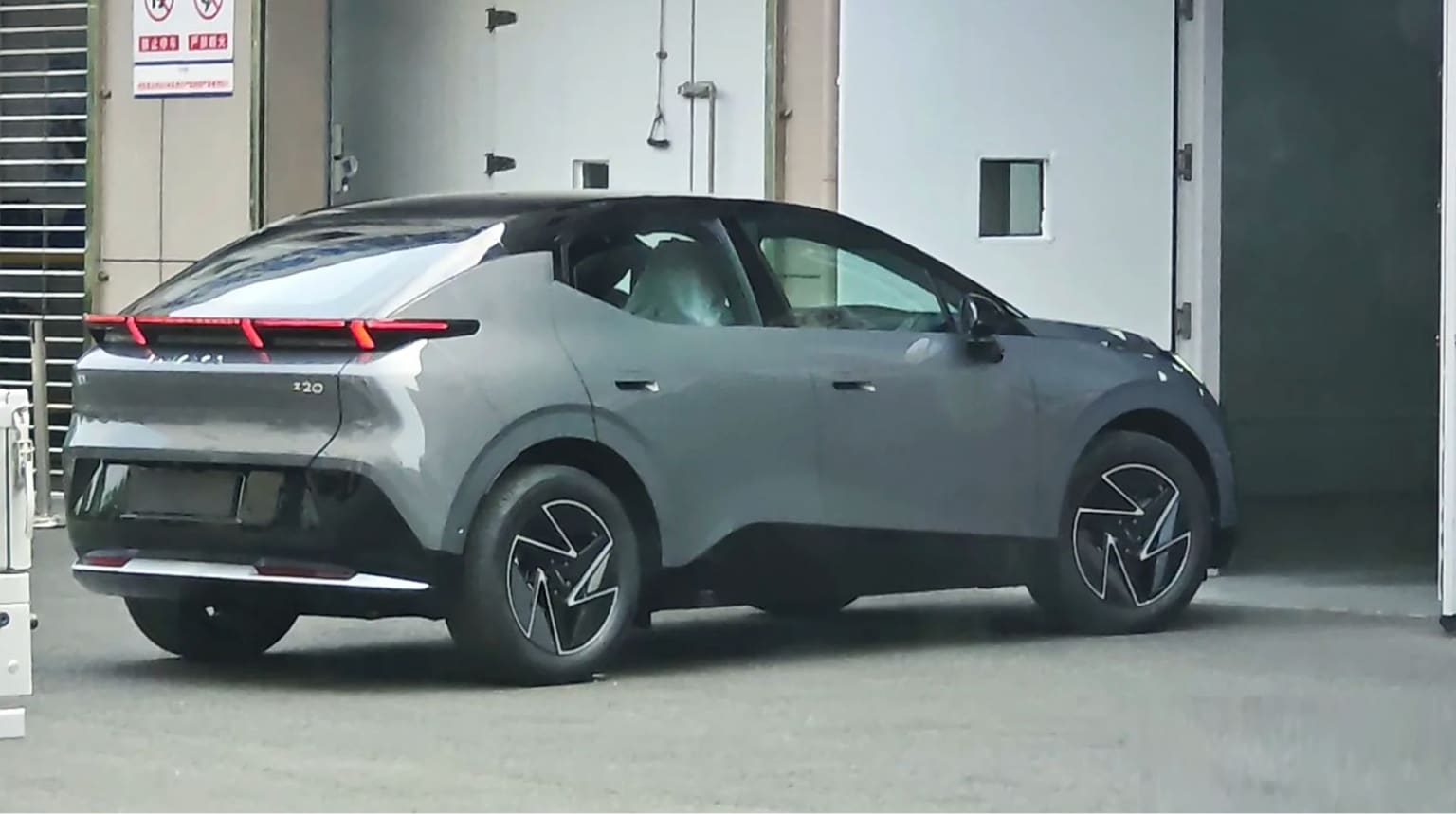 Lynk & Co Z20 EV spotted in Europe ahead of launch later this year