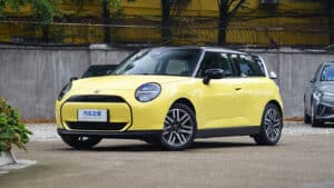 Electric Mini Cooper from BMW-GWM JV reached dealers in China