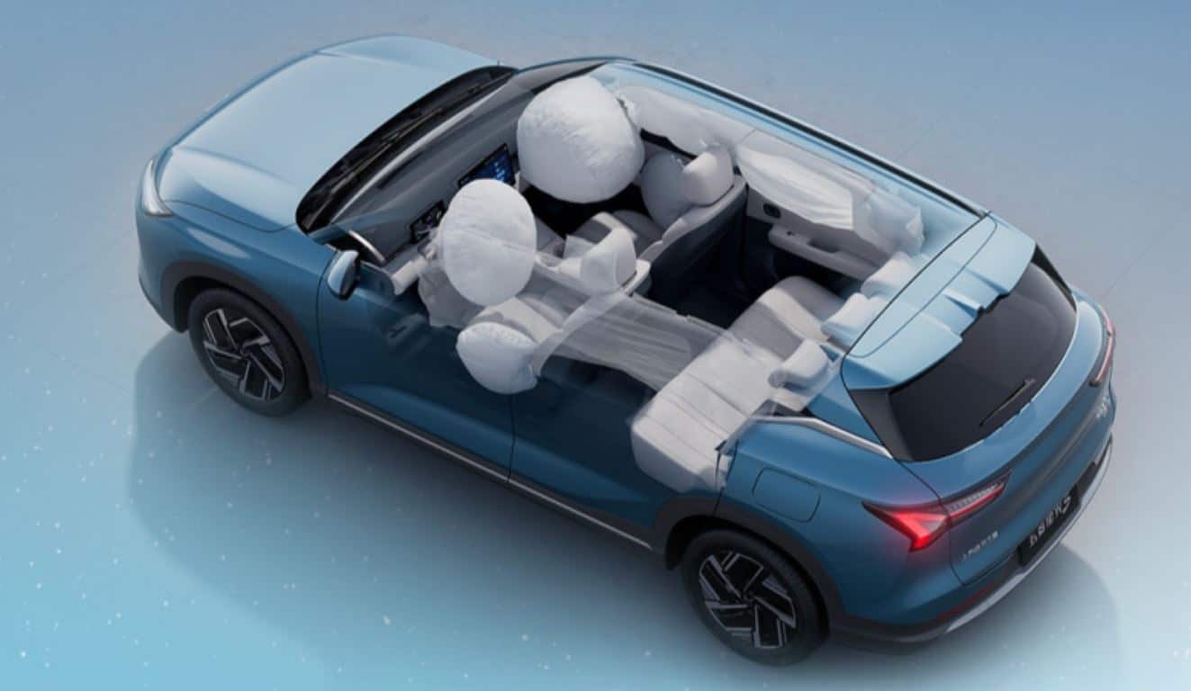 Wuling Starlight S entered market starting at 14,000 USD