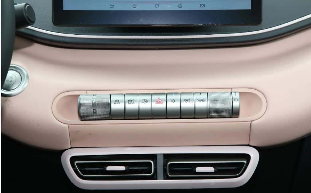 2025 BYD Seagull hatchback launched, price starting at 9,700 USD