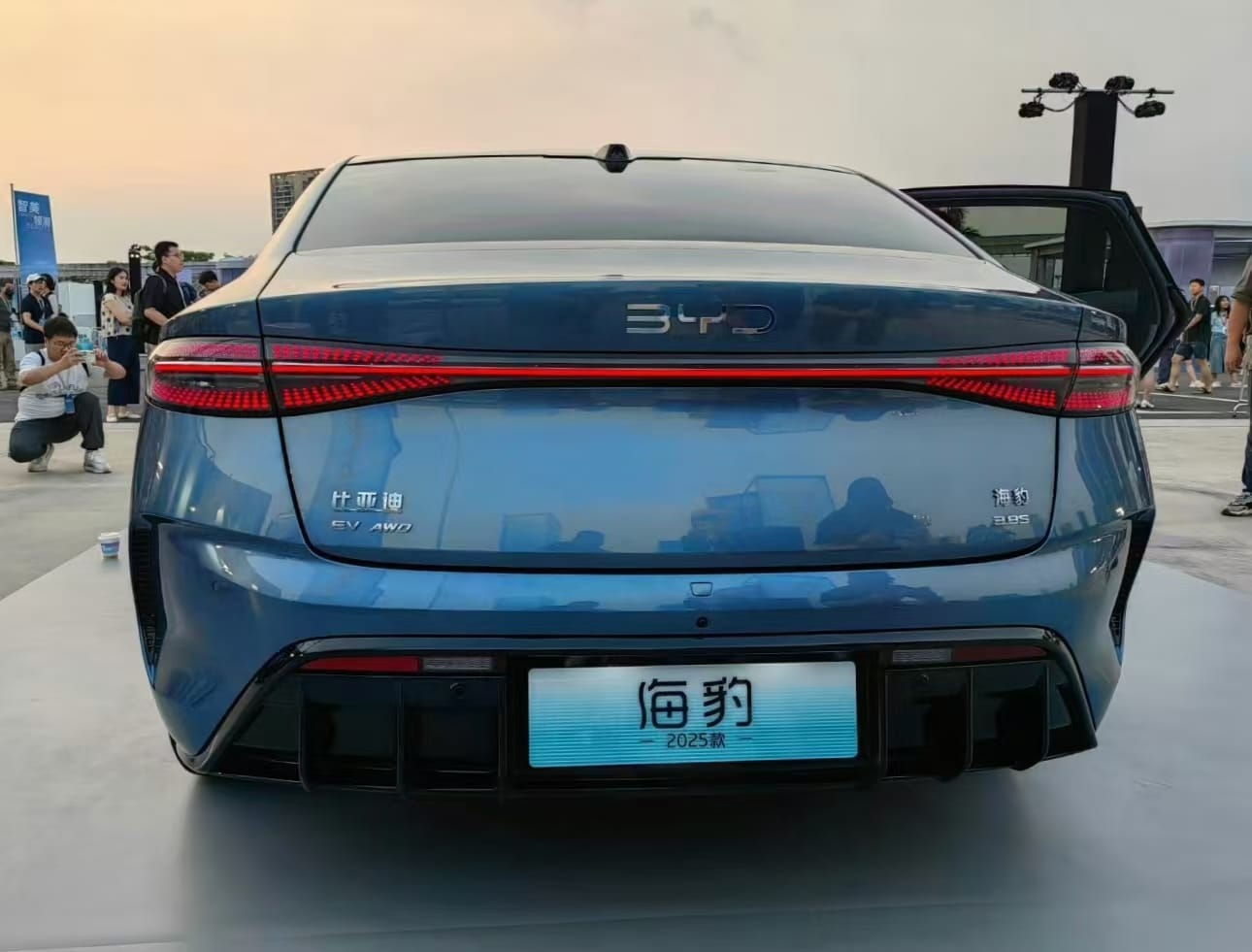BYD 2025 Seal launched: with LiDAR, 800V platform, and 0-100 km/h in 3.8s