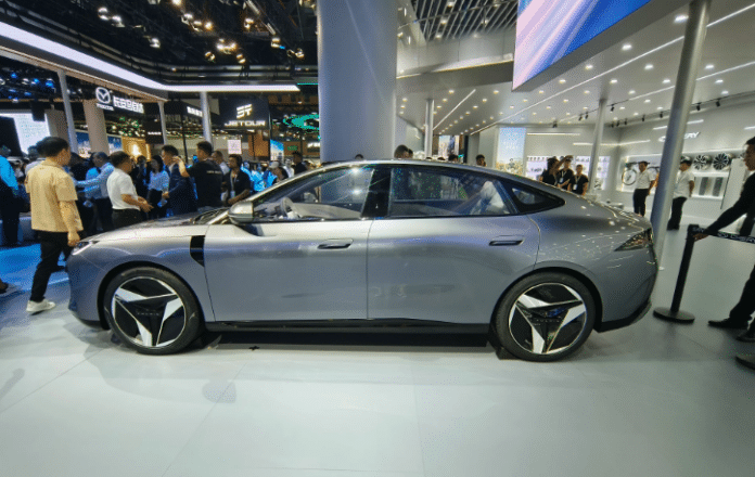 Chery Fulwin E05 is a new electric sedan for China