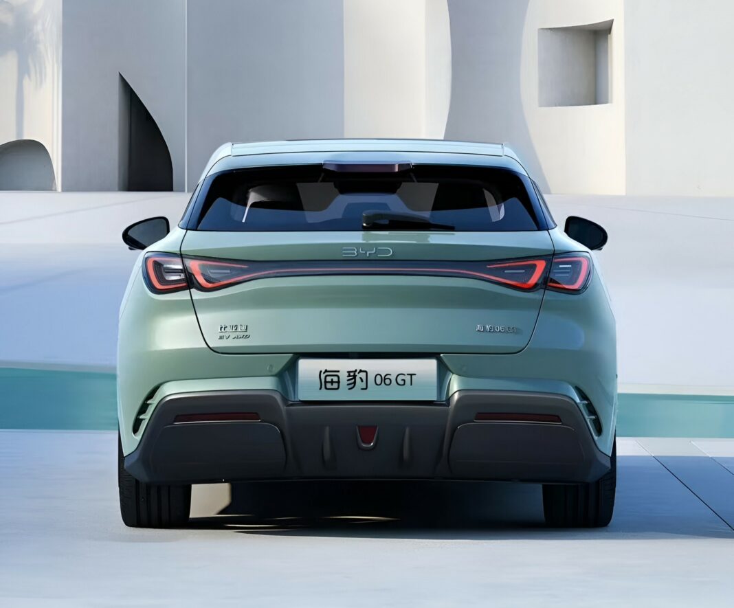 BYD Seal 06 GT unveiled at Chengdu Auto Show, starts at 21,150 USD