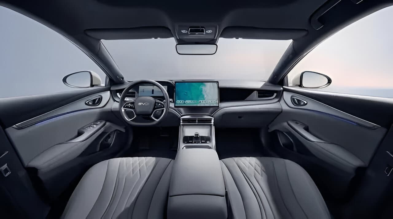 BYD launches Seal 07 DM-i: 2,000 km range and 3.4L/100 km fuel efficiency