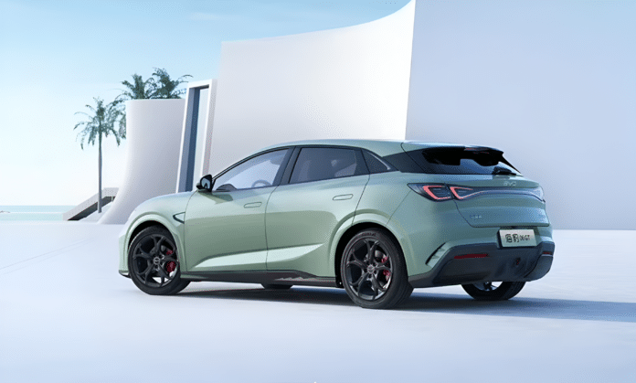 BYD Seal 06 GT unveiled at Chengdu Auto Show, starts at 21,150 USD