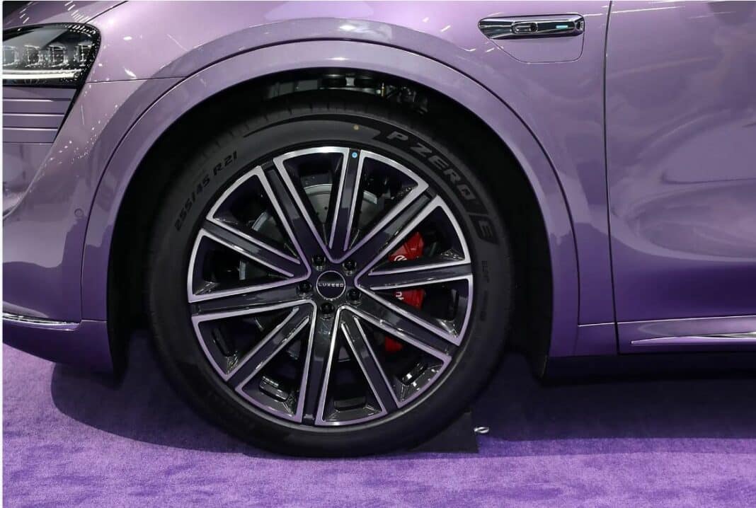 Luxeed R7 opens pre-order starting at 37,600 USD