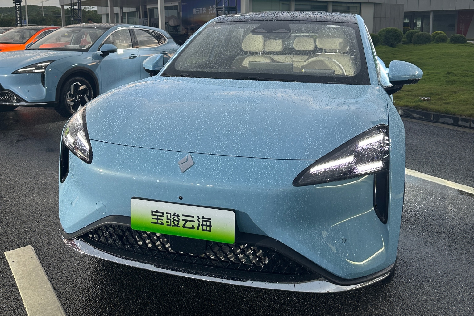 SAIC, GM & Wuling's Baojun Yunhai enters China for 15,450 USD