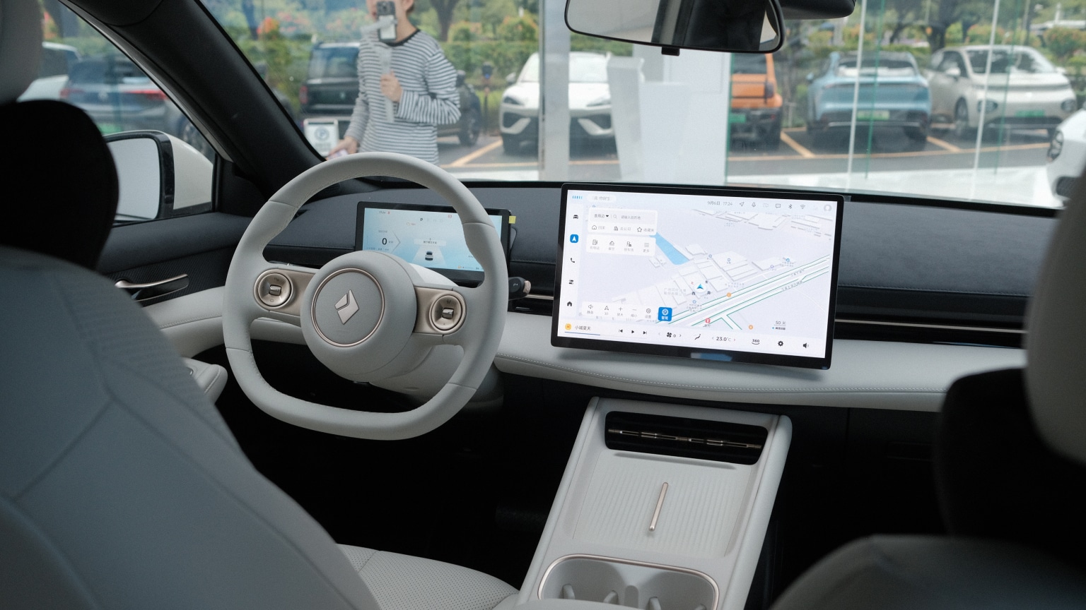 SAIC, GM & Wuling's Baojun Yunhai enters China for 15,450 USD