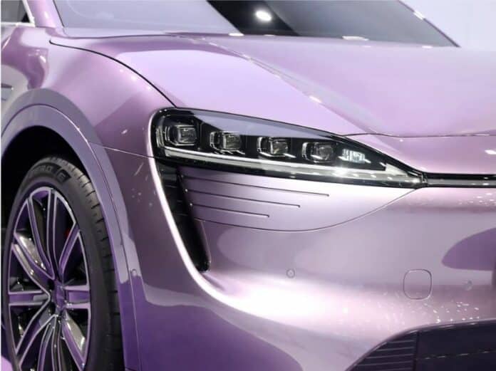 Luxeed R7 opens pre-order starting at 37,600 USD