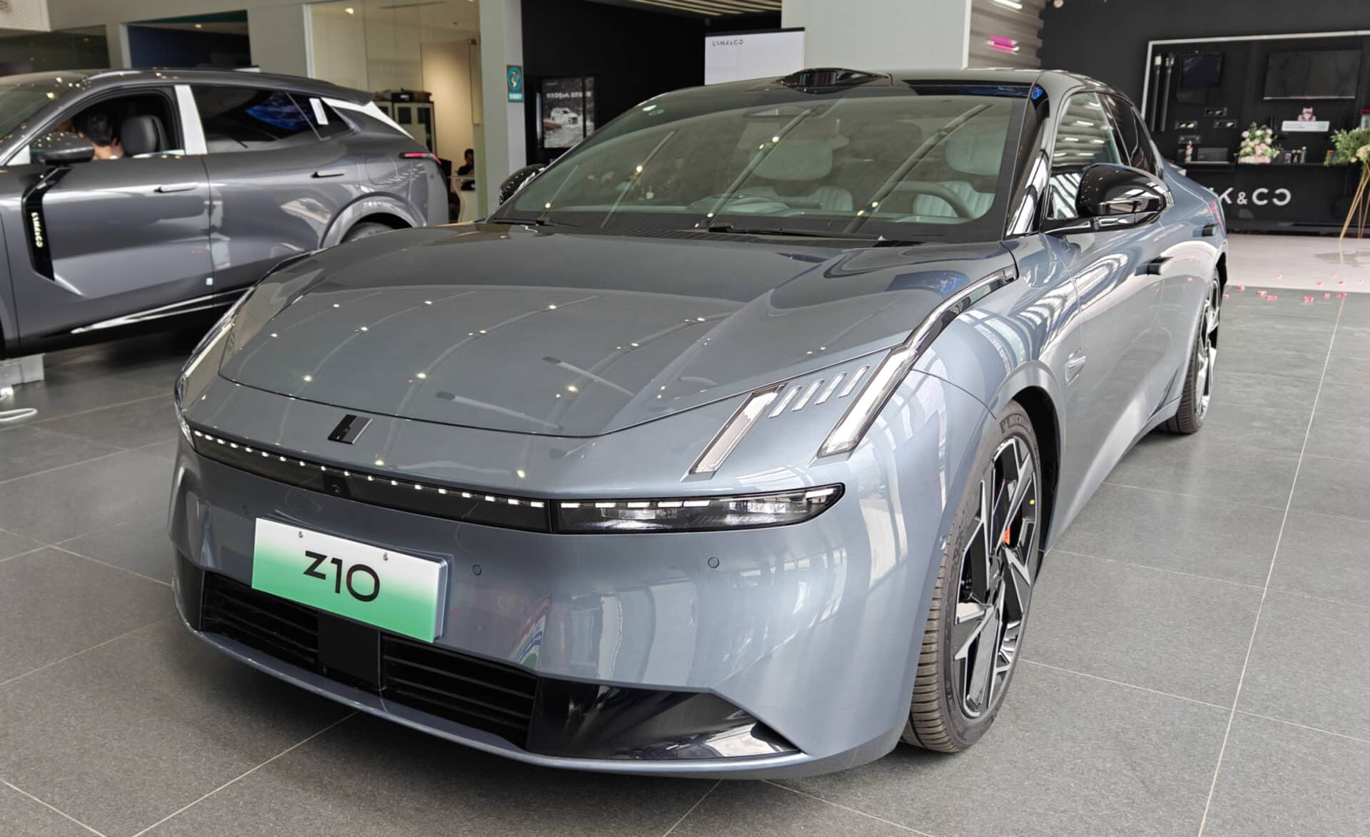 Lynk & Co Z10 launches in China starting at 27800 USD, 8800 USD less ...