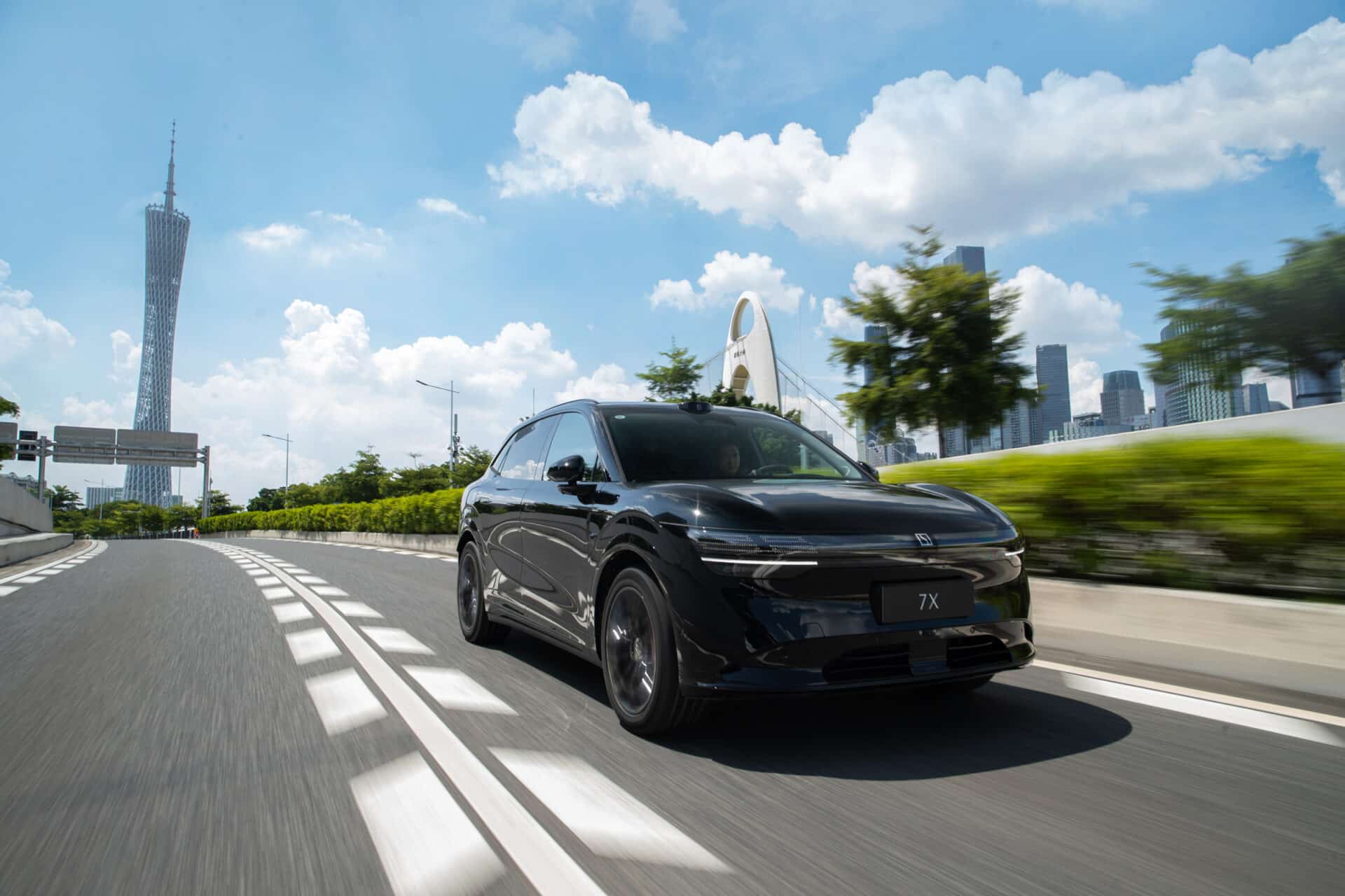 Zeekr 7X electric SUV launches priced from US$32,600 and will head ...