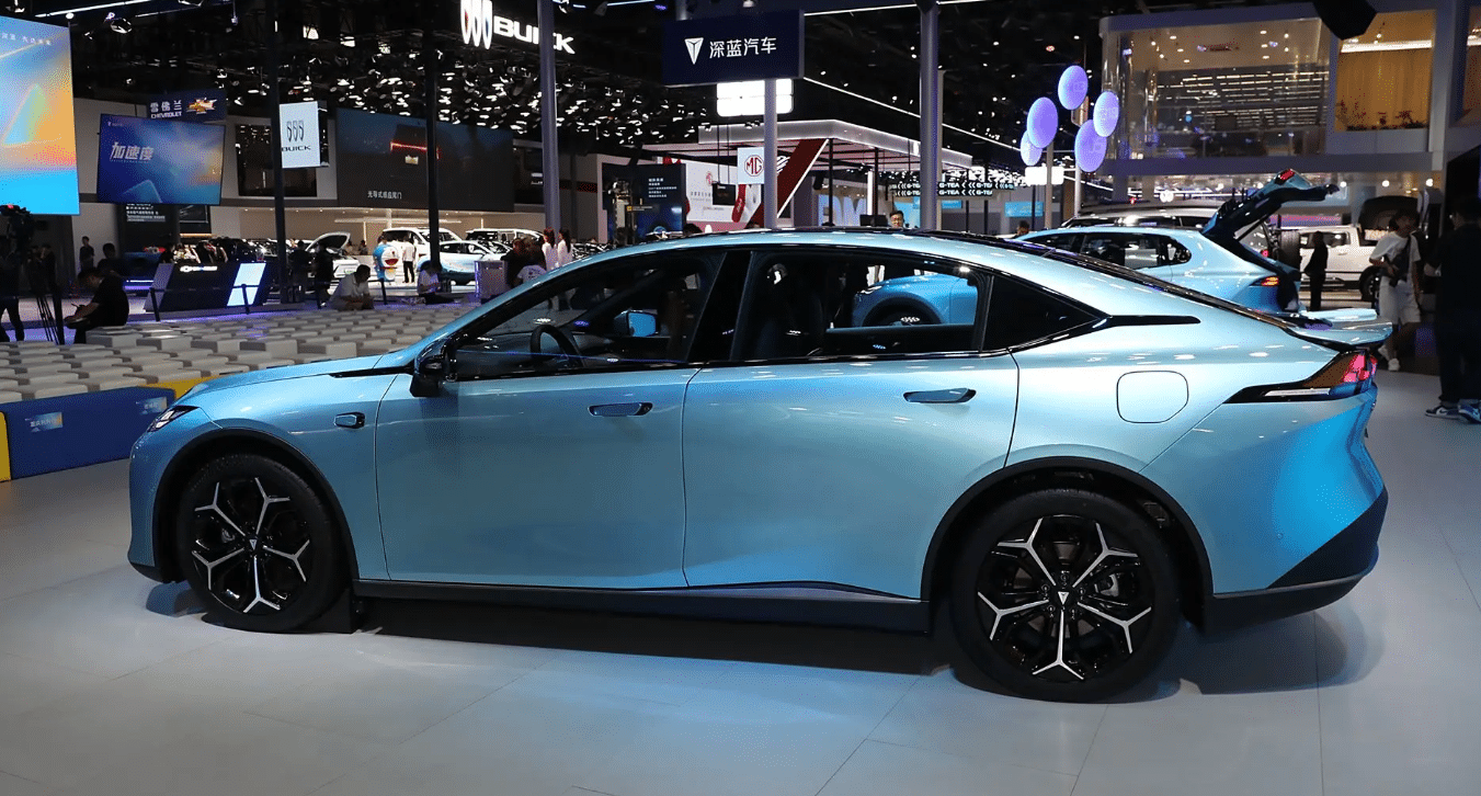 Deepal L07 launched starting at 21,500 USD