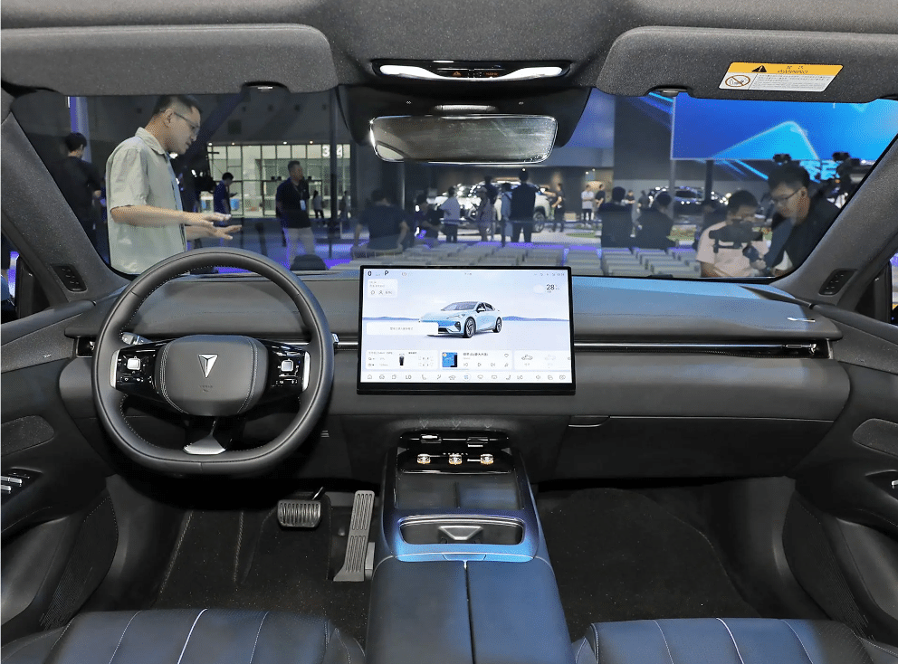 Deepal L07 launched starting at 21,500 USD