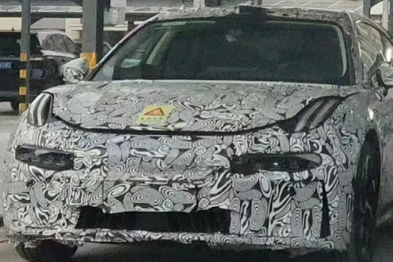 Zeekr 001 spotted with hybrid powertrain in China