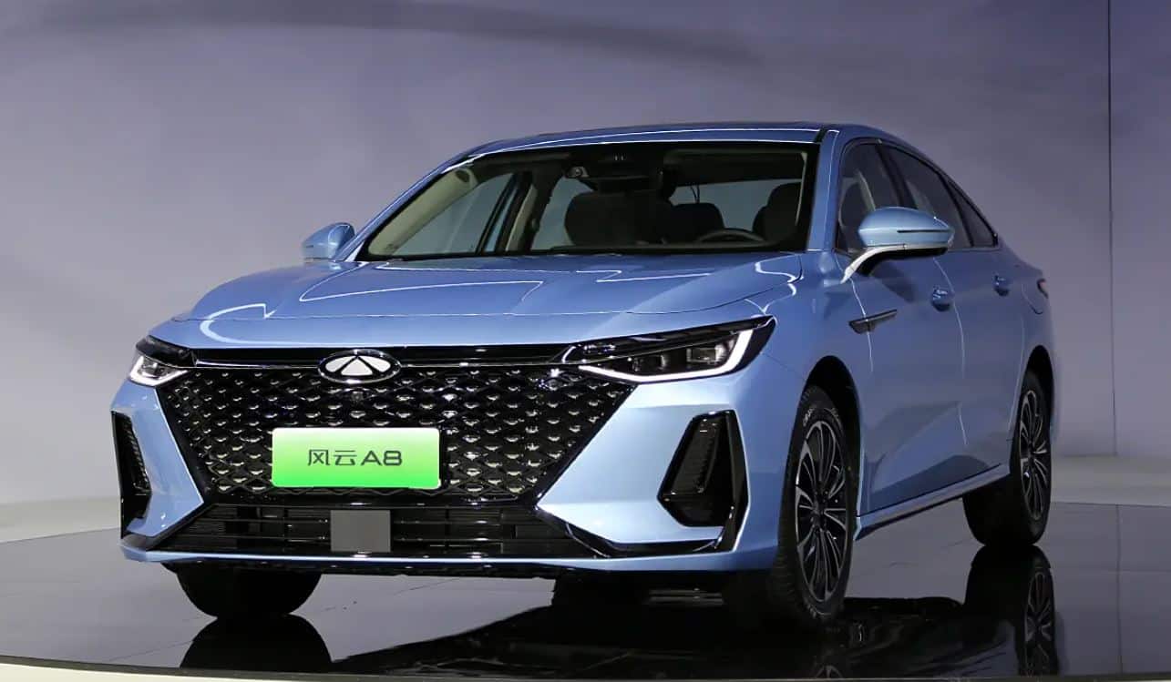 Chery Fulwin A8L C-DM plug-in hybrid sedan debuts