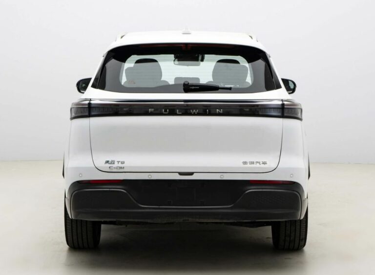 Chery Fulwin T8 C-DM is the rebadged Tiggo 8 C-DM