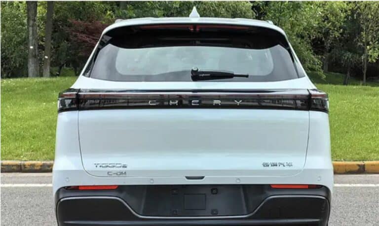 Chery Fulwin T8 C-DM is the rebadged Tiggo 8 C-DM