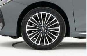 Chery Fulwin A8L C-DM plug-in hybrid sedan debuts