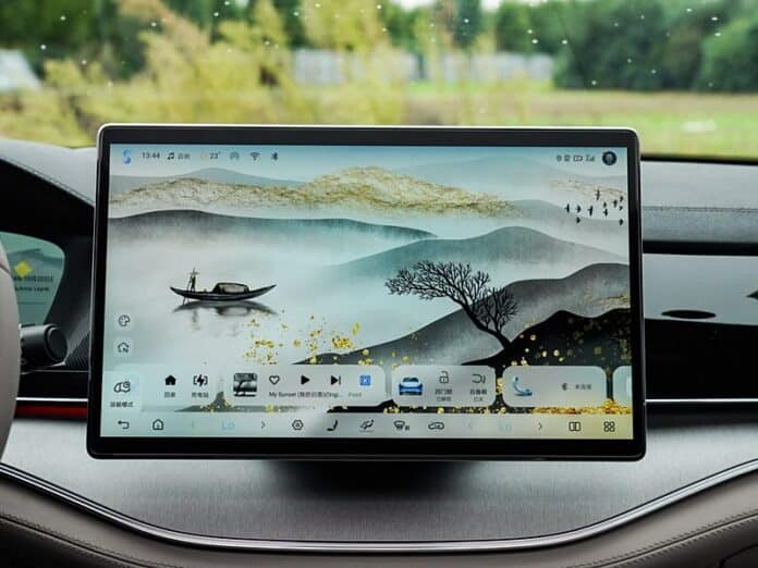 BYD Tang launches with DM 5.0 PHEV technology giving 3-row SUV a 1 ...