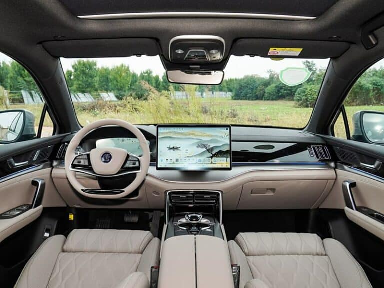 BYD Tang launches with DM 5.0 PHEV technology giving 3-row SUV a 1 ...