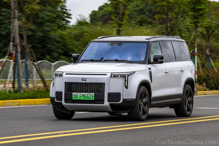 Driving Review|Rox 01 - does the large EREV SUV deliver anything new?