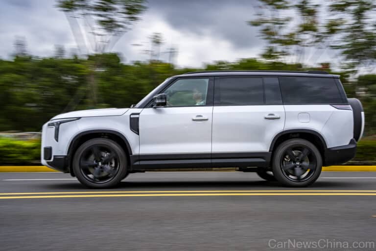 Driving Review|Rox 01 - does the large EREV SUV deliver anything new?