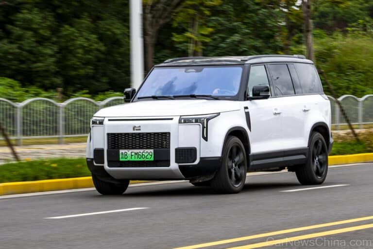 Driving Review|Rox 01 - does the large EREV SUV deliver anything new?