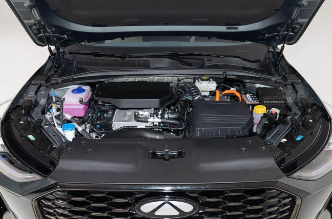 Chery Fulwin A8L C-DM plug-in hybrid sedan debuts