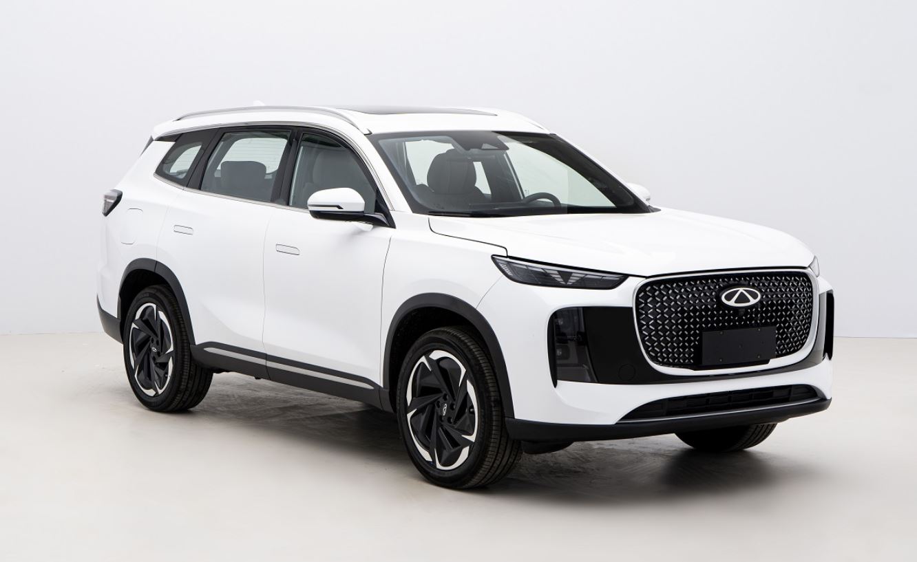 Chery Fulwin T8 C-DM is the rebadged Tiggo 8 C-DM