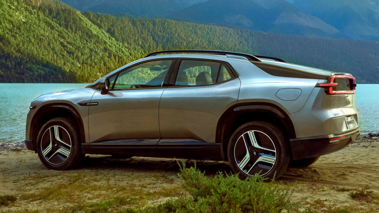 Changan Nevo E07 transformer SUV enters China for 28,100 USD