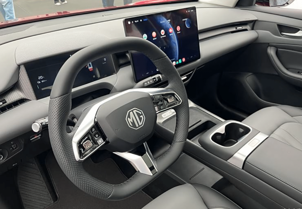 SAIC's MG ES5 all-electric SUV debuts in China with 525 km range