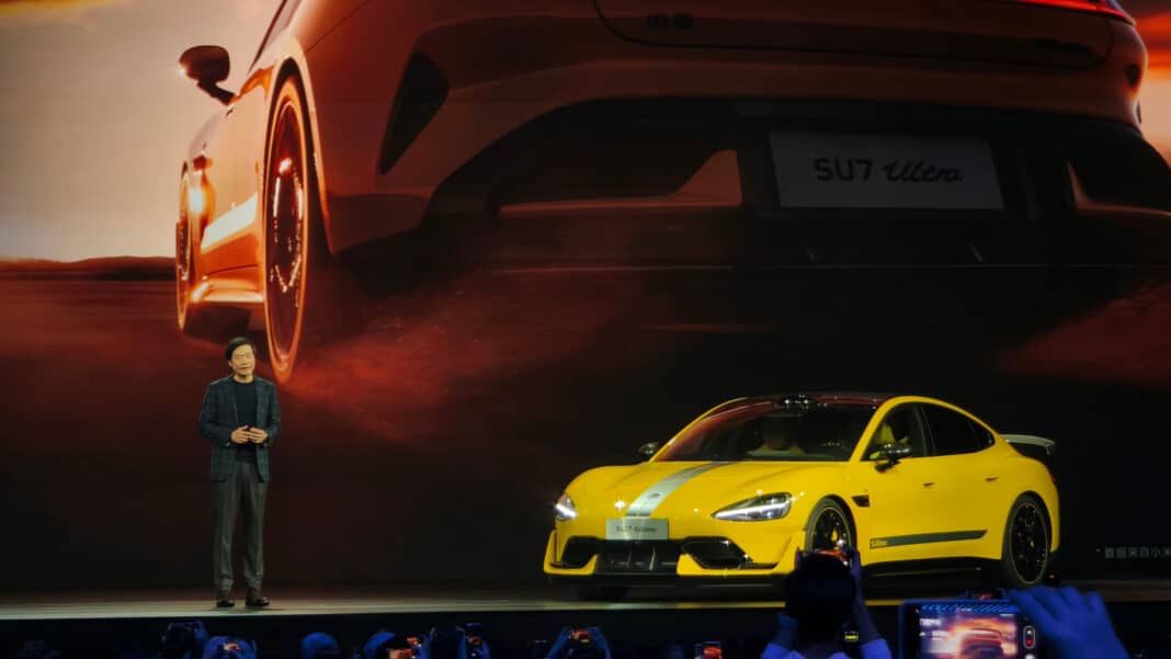Xiaomi SU7 Ultra sedans with 1,500 hp pile up at the Beijing factory