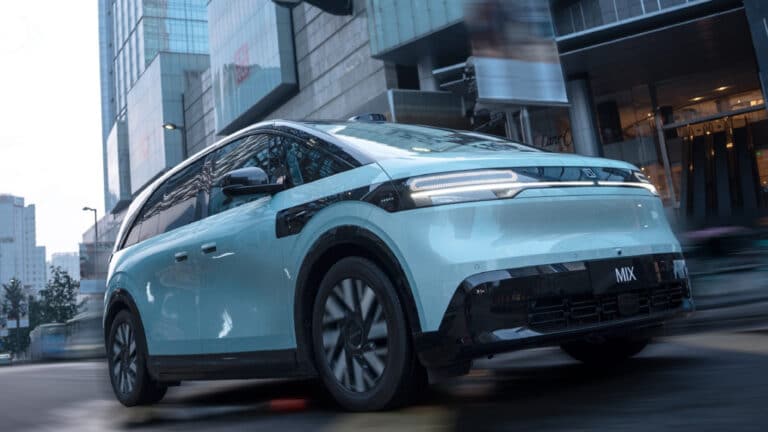Zeekr begins mass-production of the Mix electric minivan