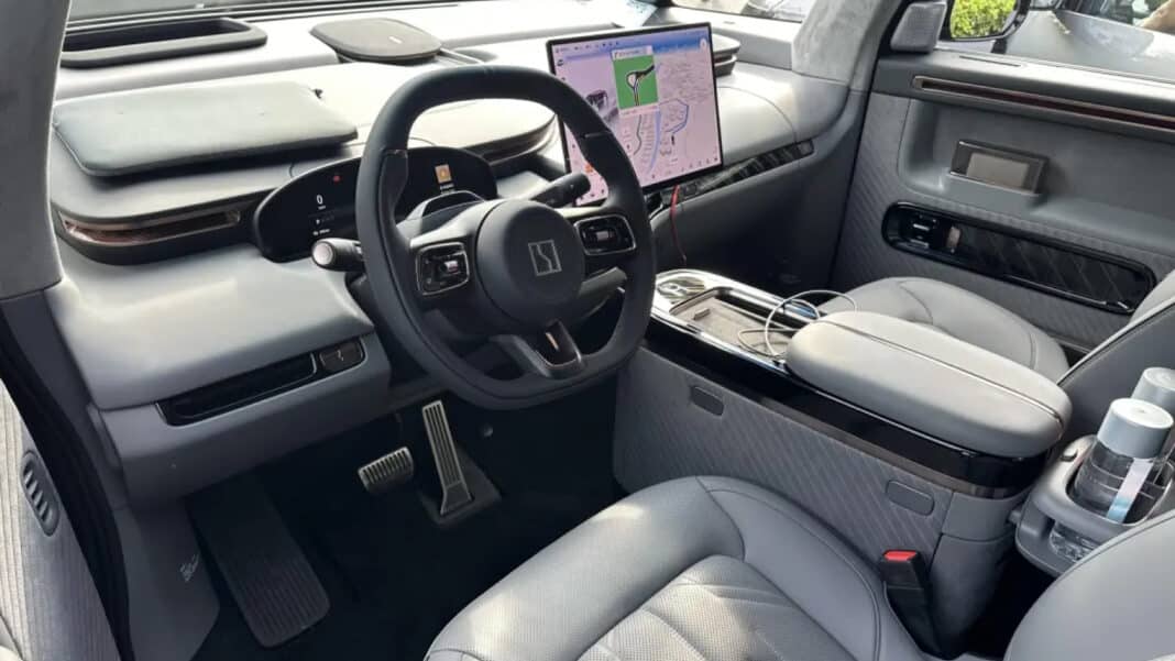 Zeekr Mix MPV with 3 sliding doors entered China for 39,250 USD