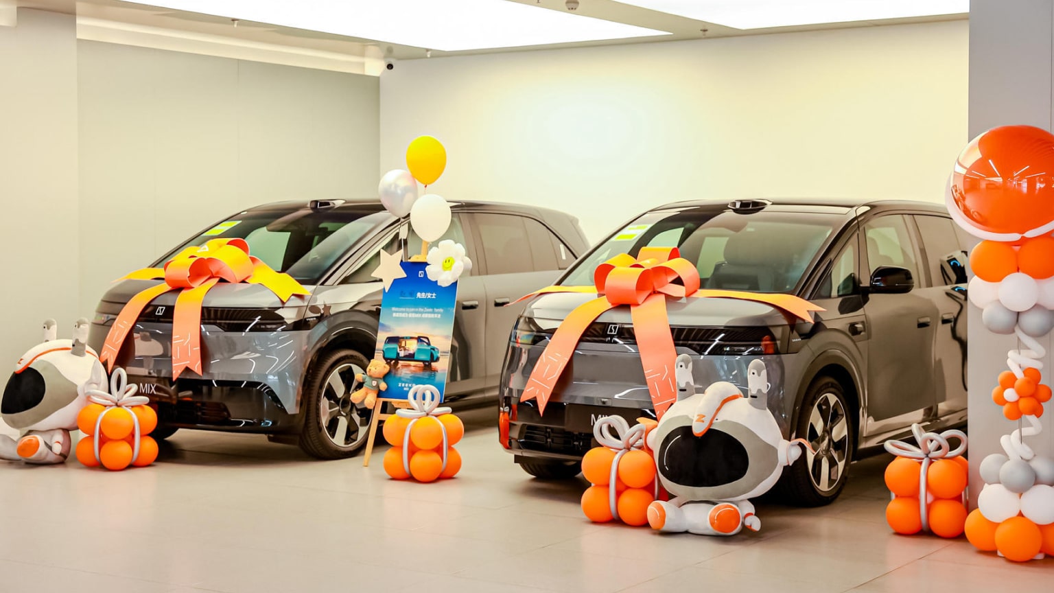 Zeekr Mix Minivan Started Deliveries In China For 39250 Usd