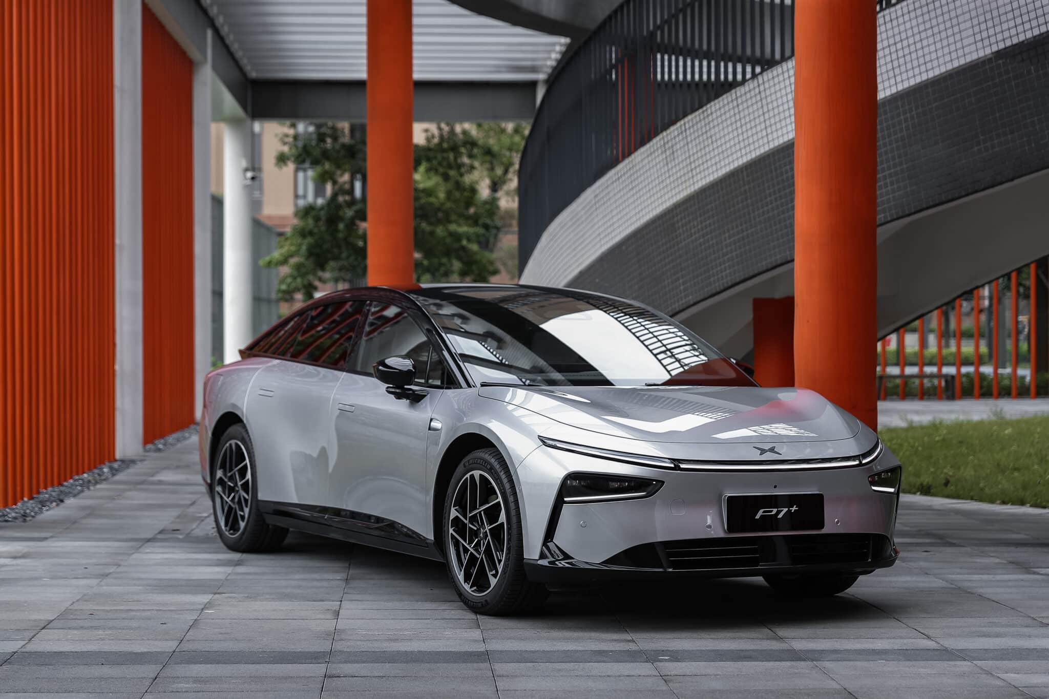 Xpeng P7+ launches in China with 725 km range for 26,100 USD