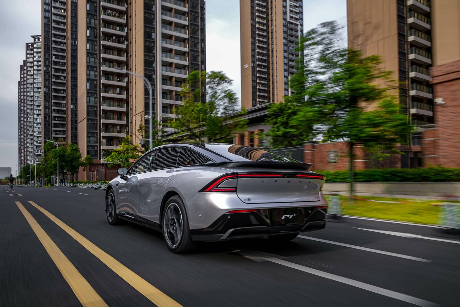 Xpeng P7+ launches in China with 725 km range for 26,100 USD