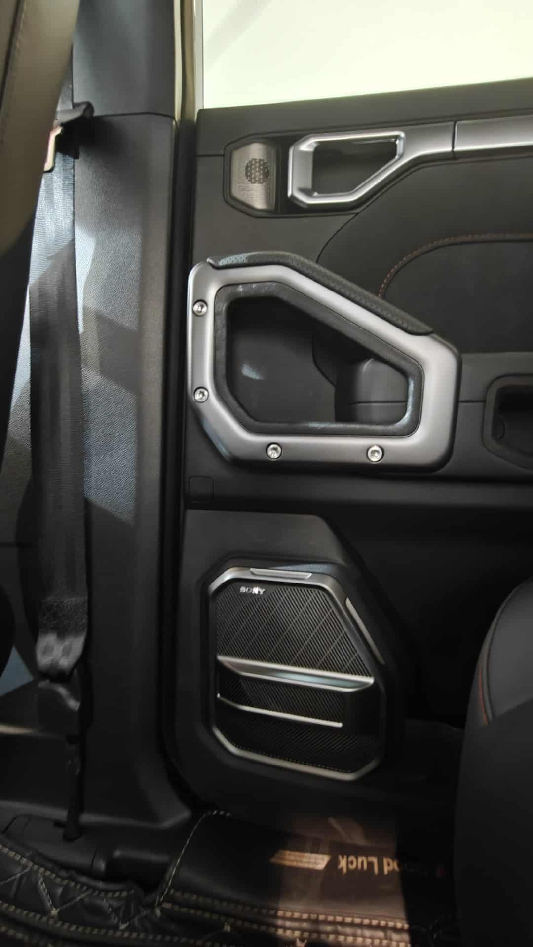 Sunday China Drive | Jetour Traveller: compact SUV with off-road ...