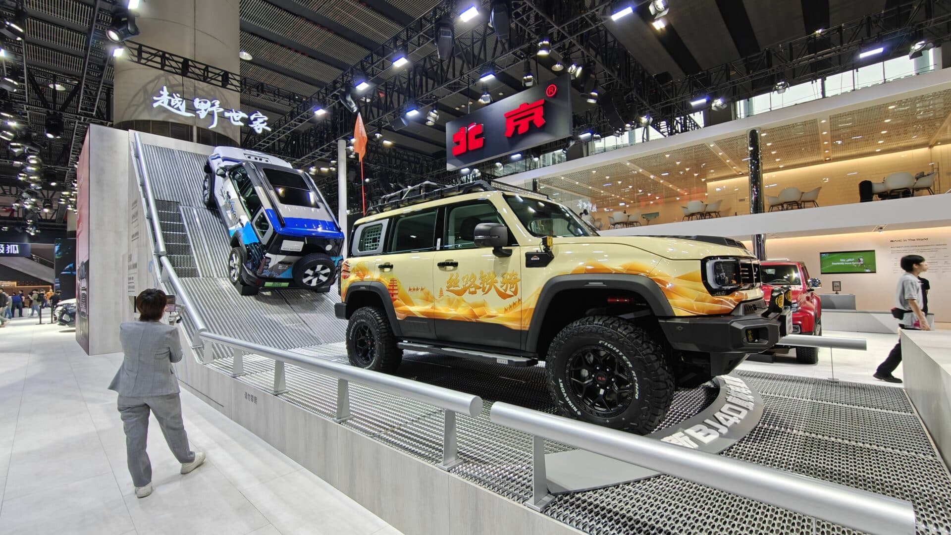 Guangzhou Auto Show with over 1,100 vehicles, nearly half NEVs